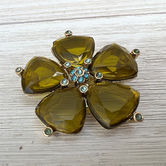 Brilliant MONET Green Rhinestone Flower Brooch Pin Monet Jewelry Rhinestone Brooches Vintage Jewellery Etsy UK