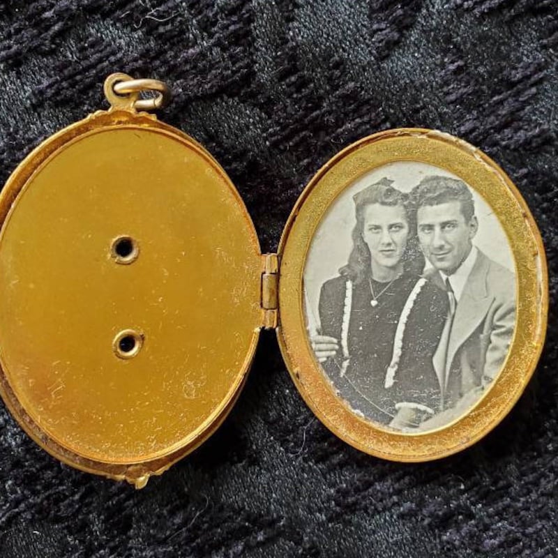 Antique Locket - Etsy