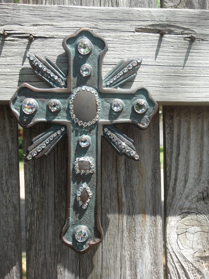 Small metal/green cross | Etsy