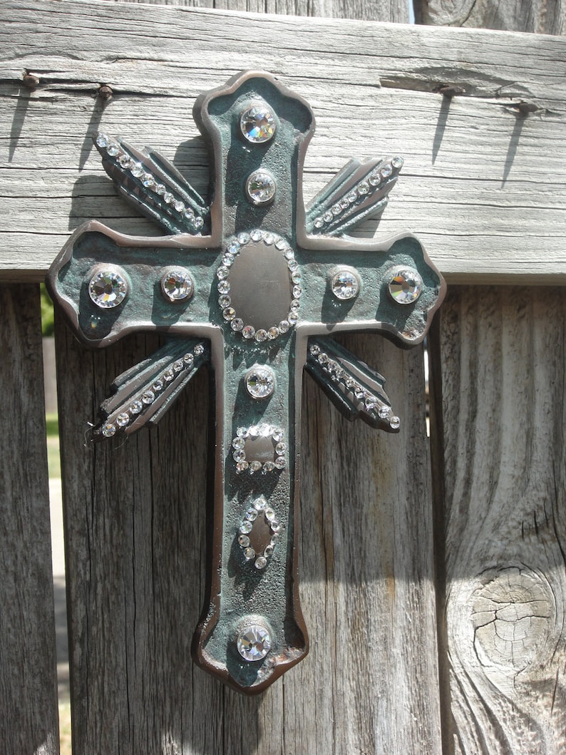 Small metal/green cross | Etsy
