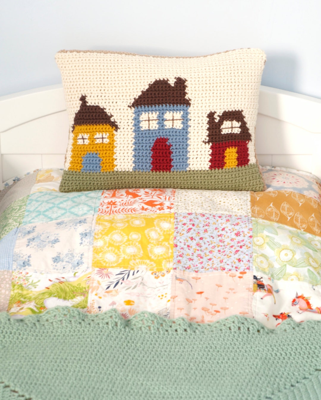 CROCHET PILLOWS - Intarsia Pattern - Farmhouse Style -crochet Cushion ...