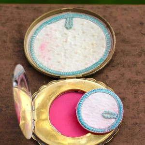 Old Ladies Compact - Etsy