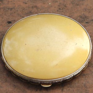 Old Ladies Compact - Etsy