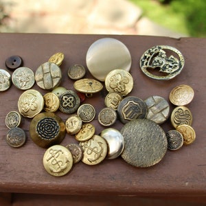 Vintage Gold Buttons - Etsy