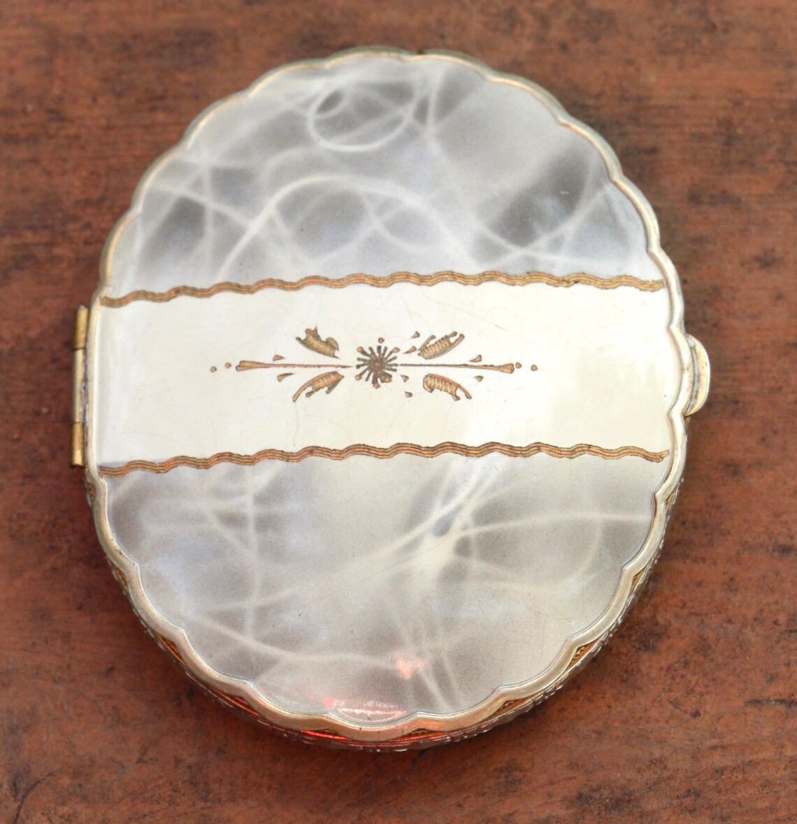 Old Ladies Compact - Etsy