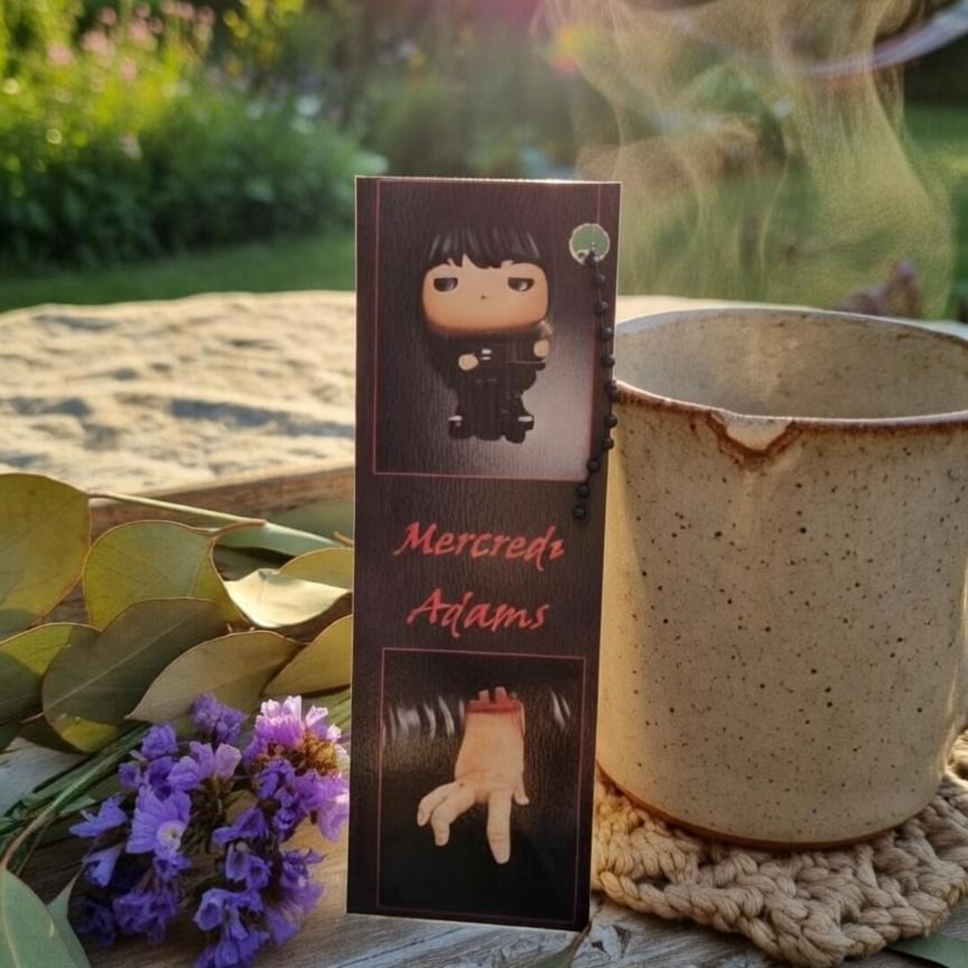 Wednesday Addams Bookmark - Gothic Theme and Cult Series - Accessory ...