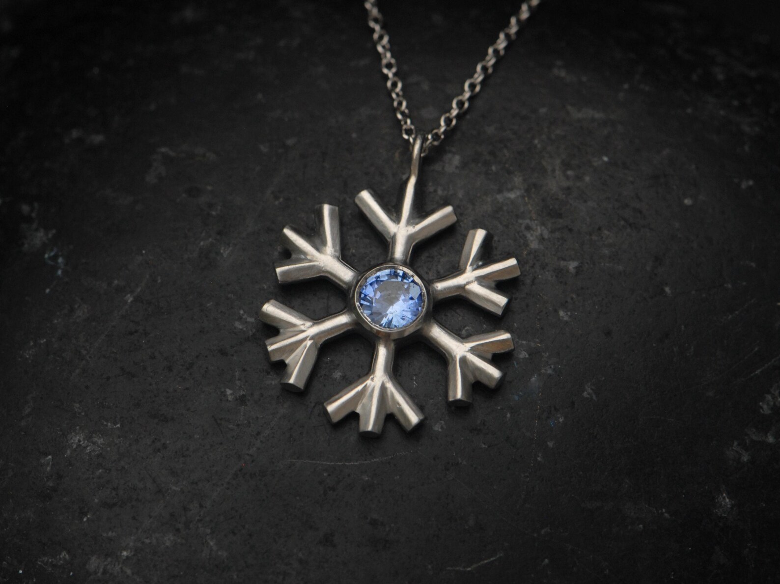 Blue Sapphire 18K Gold Snowflake Necklace - Christmas Gift - Etsy