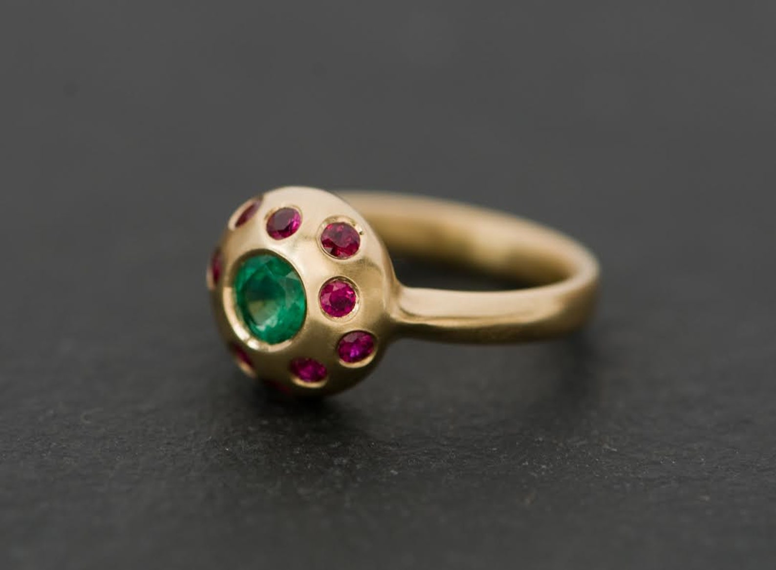 Emerald and Ruby Engagement Ring in 18K Gold Gold Cluster - Etsy