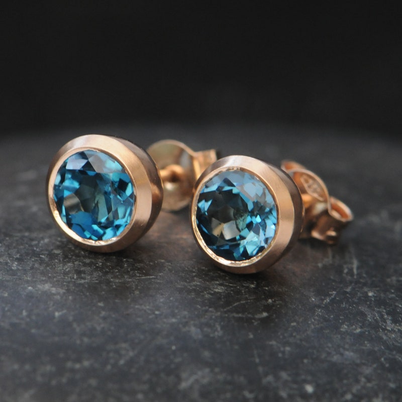 Large Stud Earrings 18k - Etsy