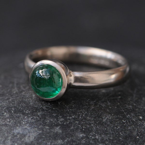 Platinum Emerald Anniversary Ring - Etsy