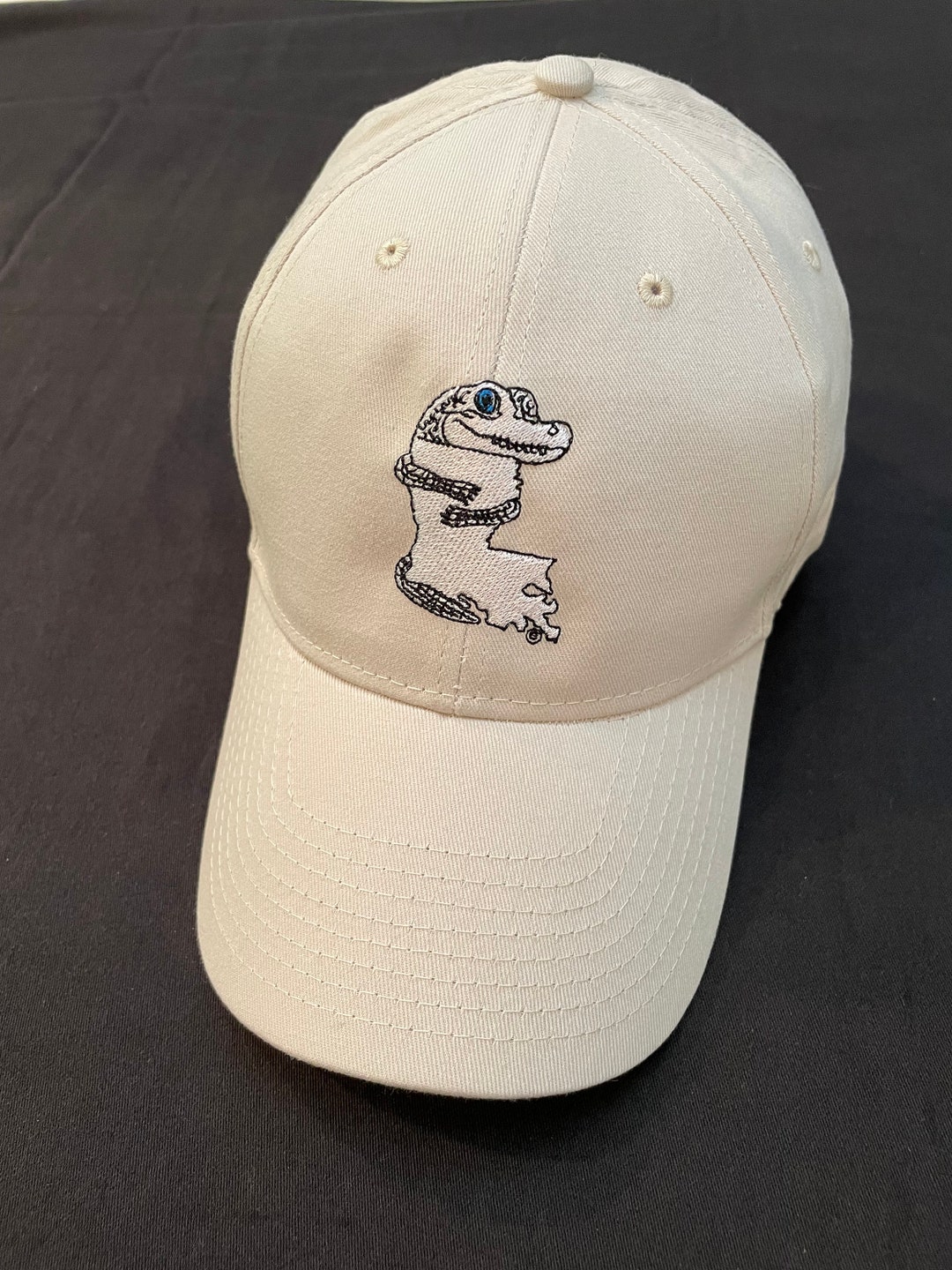 Alligator Baseball Cap - Embroidered Design Hat - Great Quality Value ...
