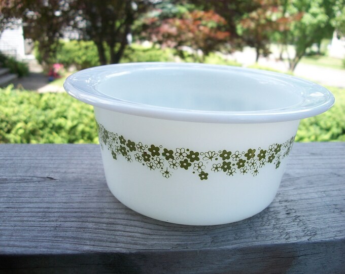 Vintage Pyrex Dish in 1970s Spring Blossom Pattern. - Etsy
