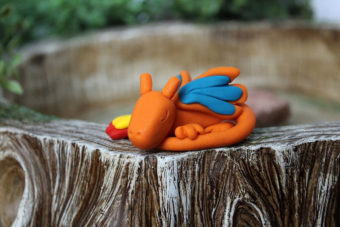 Charizard Figurine | Dragon Figurine | Polymer Clay Dragon, Polymer ...