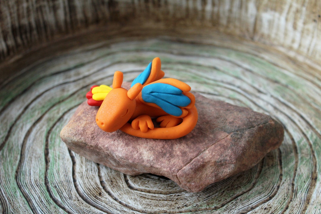 Charizard Figurine | Dragon Figurine | Polymer Clay Dragon, Polymer ...
