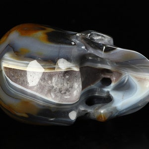 Skullis Crystal Skull, 5.1 Banded Agate Hand Carved Crystal Skull ...