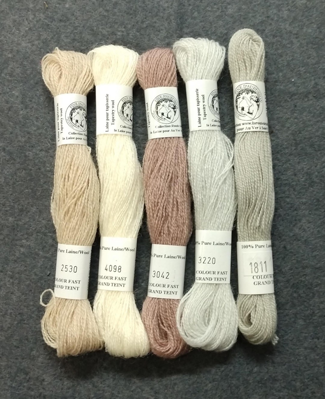 French Wool Floss / Wool Floss / Wool Embroidery Floss / Darning Thread ...