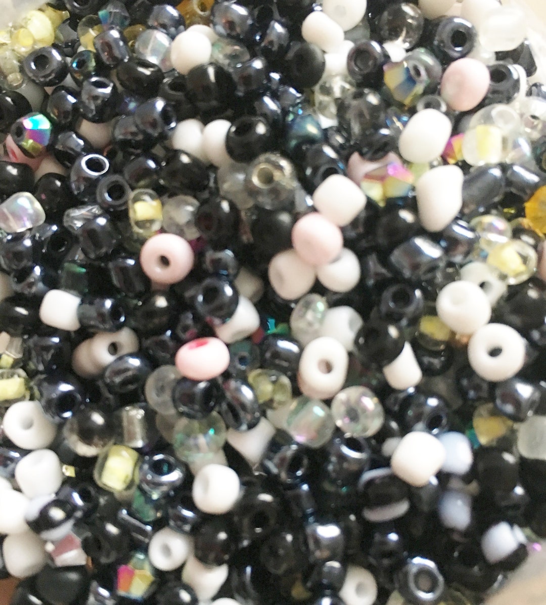 Black Seed Bead Mix , Assorted Colors and Sizes Glass Beads Incudes ...