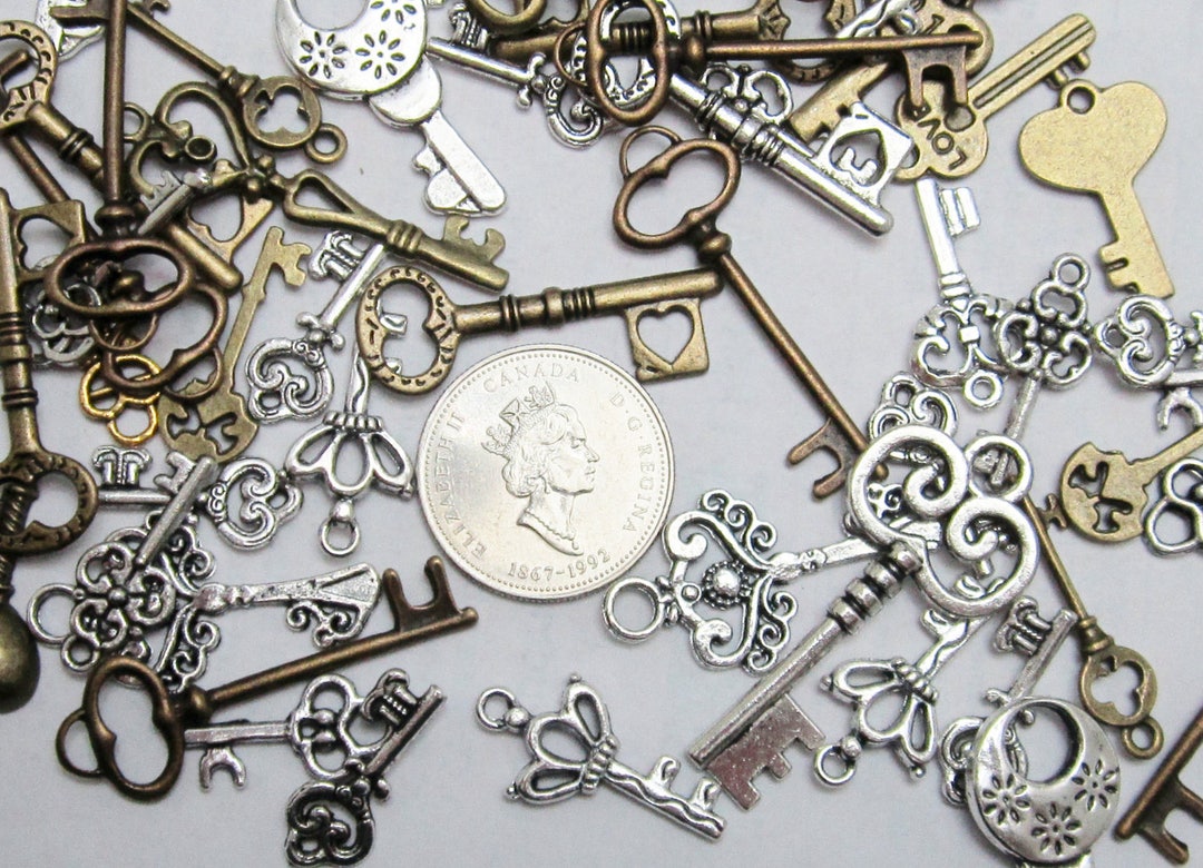 Key Charms, Fancy Assorted Keys in Brass, Silver and Gold Tones Bulk ...