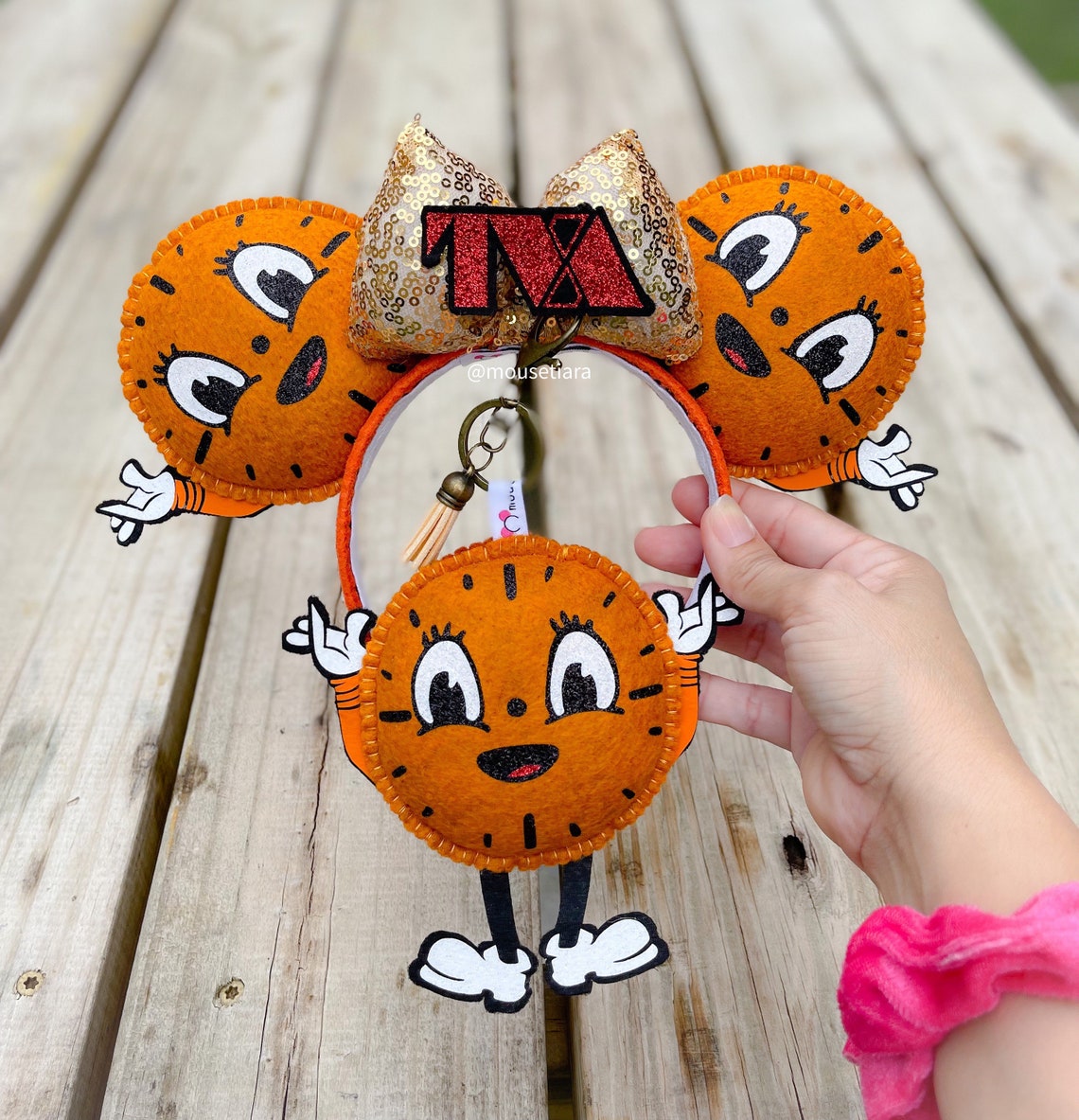 Loki TVA Miss Minutes Clock Ears Keychain Set | Mickey Mouse Ears | for ...