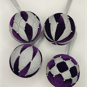 Christmas Balls Baubles Set 4 Pcs, Seasonal Decor, Christmas Tree Toy ...