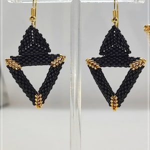 Black and Gold Minimalist Triangle Dangle Earrings, Aretes, Handmade ...