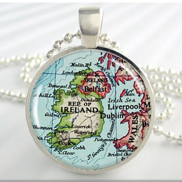 Ireland Map Necklace - Etsy