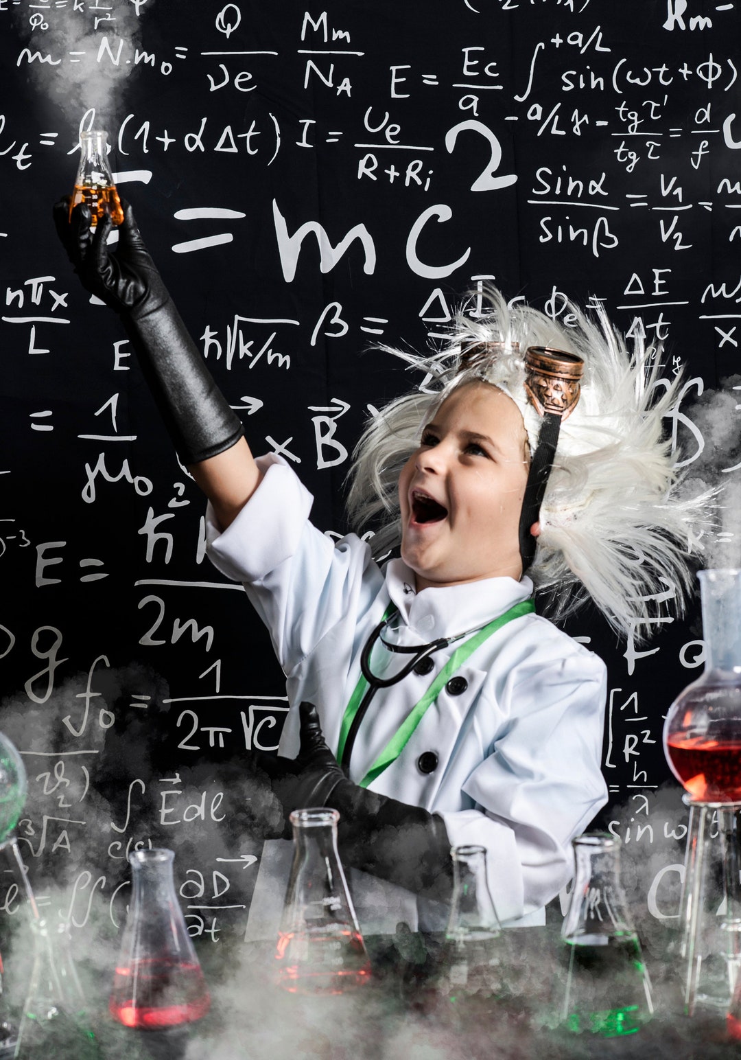 NEW ITEM 5ft X 3ft Vinyl Photography Backdrop / Science Chalkboard ...