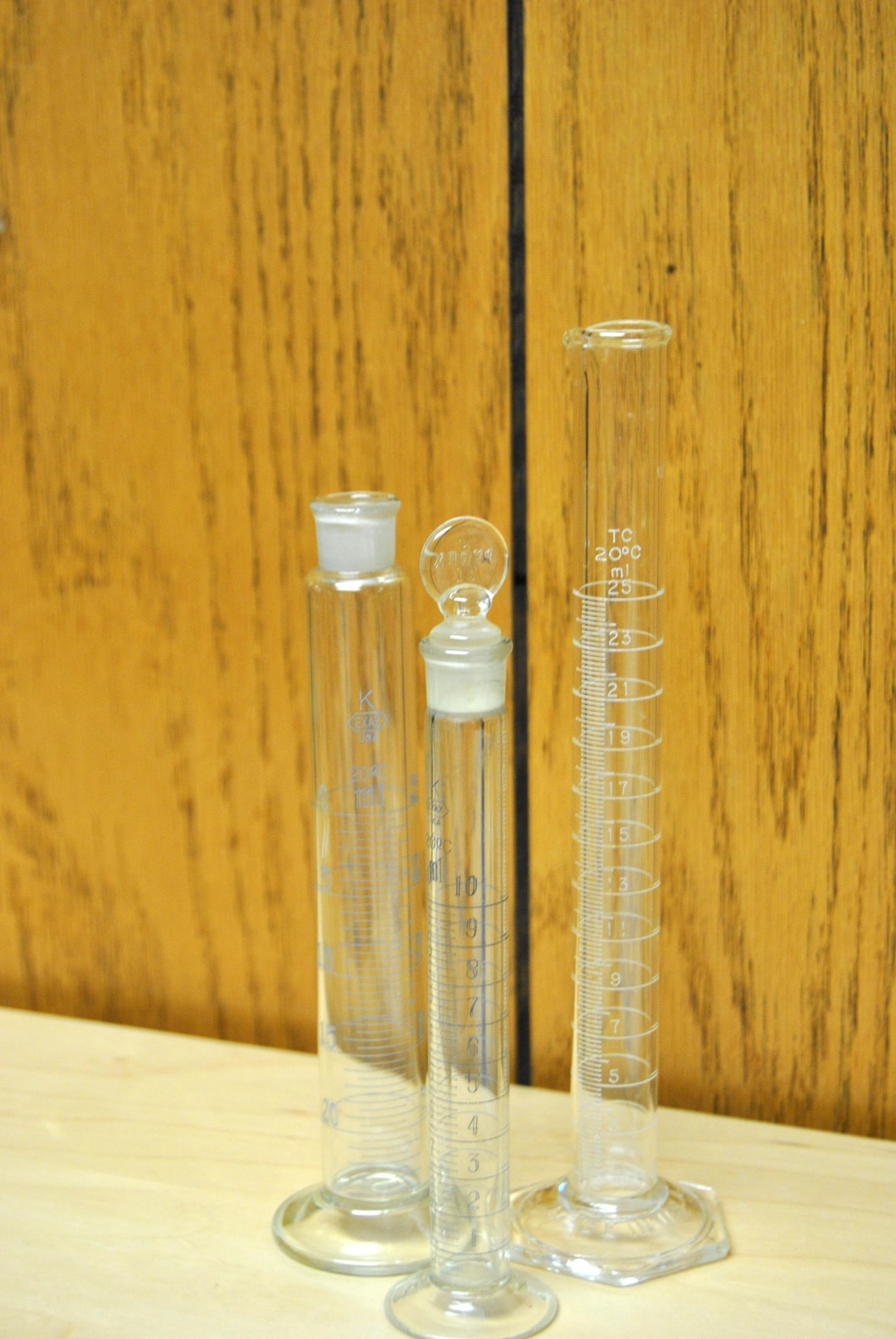 Graduated Cylinder Beakers Labware Vintage Abggoodstuff - Etsy