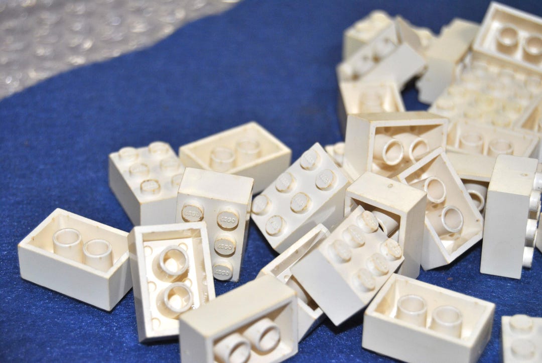 LEGO White Bricks 1960s Samsonite 8, 6 and 4 Stud Bricks Vintage - Etsy