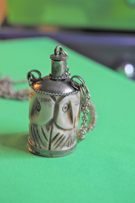 Vintage Handcarved Owl Snuff Bottle Necklace - Etsy