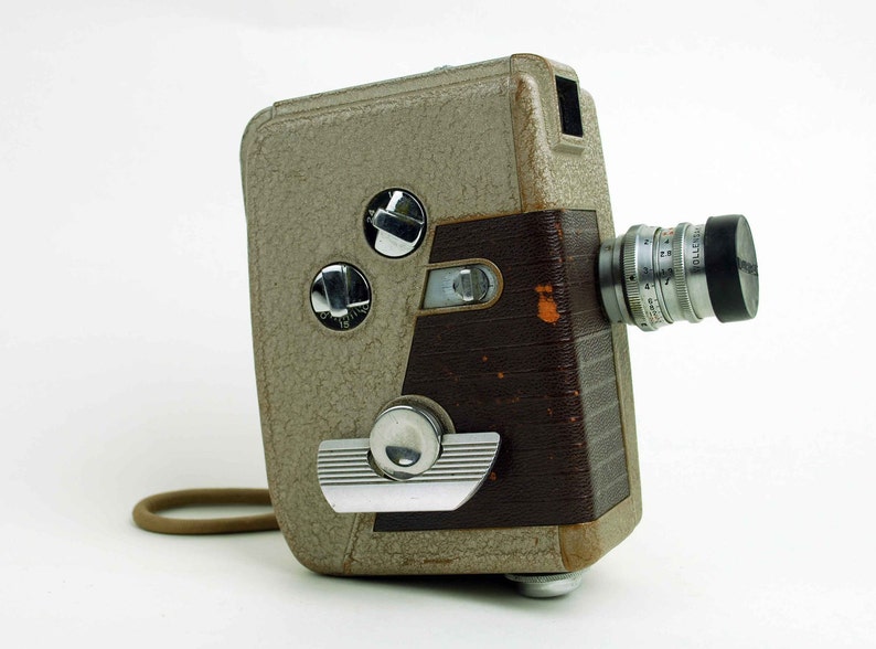 Revere Eight 8mm Vintage Movie Camera Model 80 | Etsy