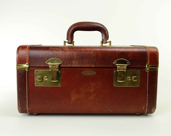 1940s Brown Train Case by Better Built Chicago// Vintage Carry-on ...