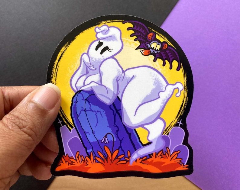 VS047 Halloween Curvy Ghost Vinyl Sticker / Thicc Ghost Slap - Etsy