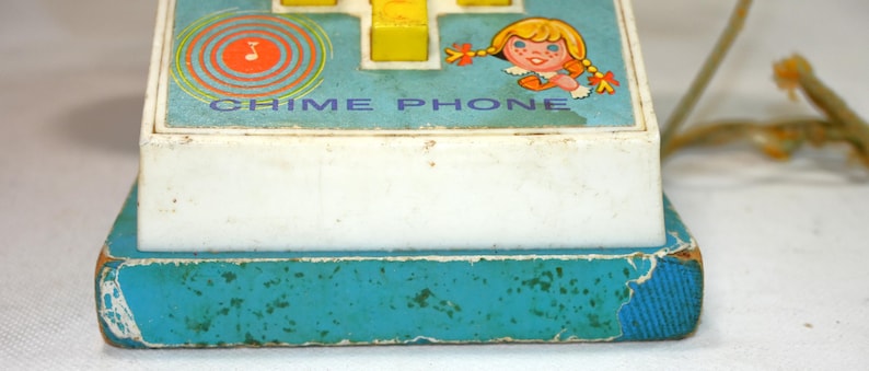Vintage Fisher Price Pop-up-pal Chime Phone #150 – Misfit Toy – 1968 ...