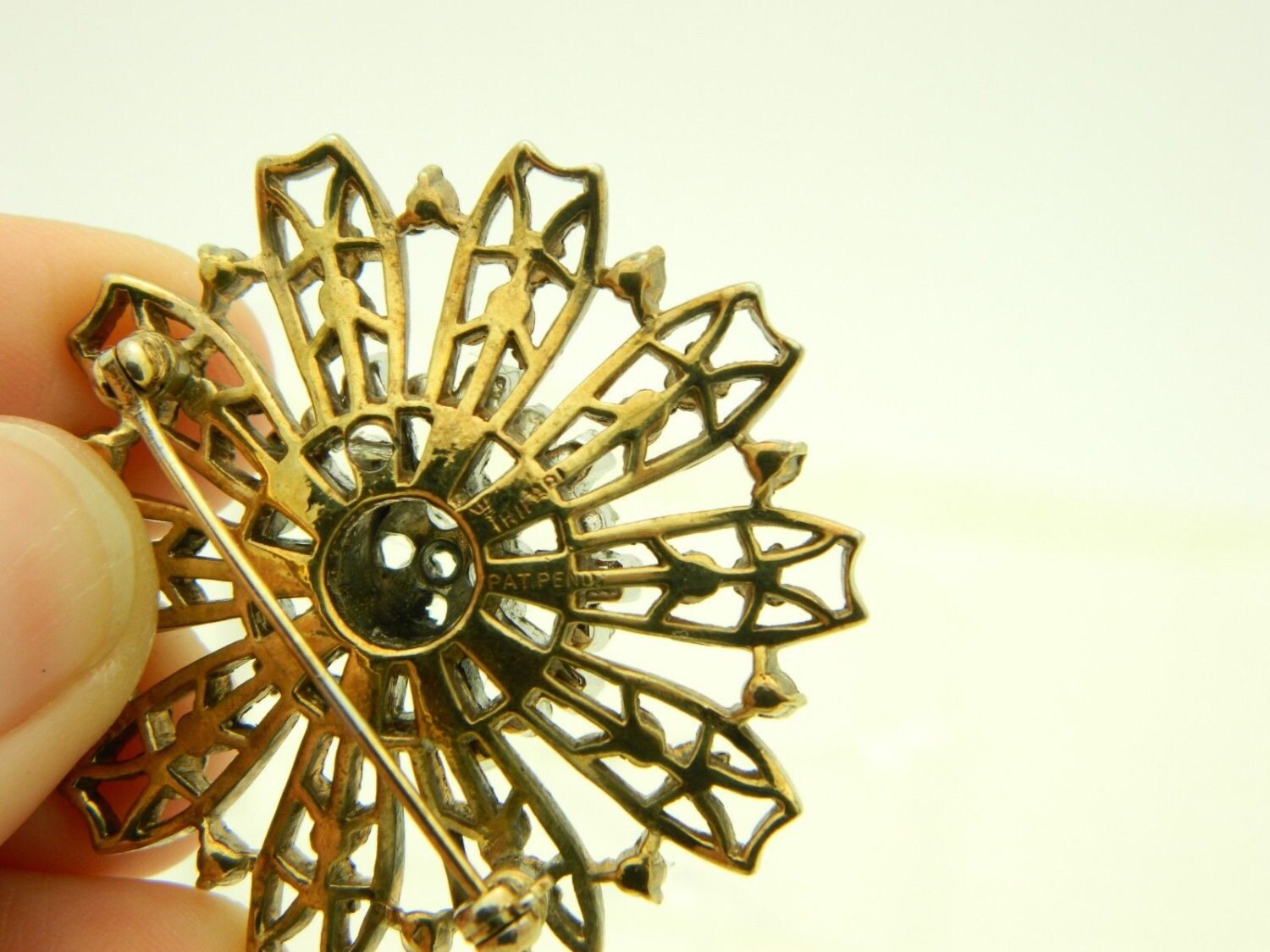 VTG Rare 1948 CROWN TRIFARI Patent Pending 148953 Clear Rhinestone Pin ...