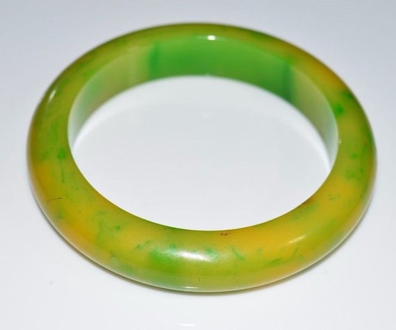 Vintage Green Yellow Marbled End of Day BAKELITE TEST… - Gem