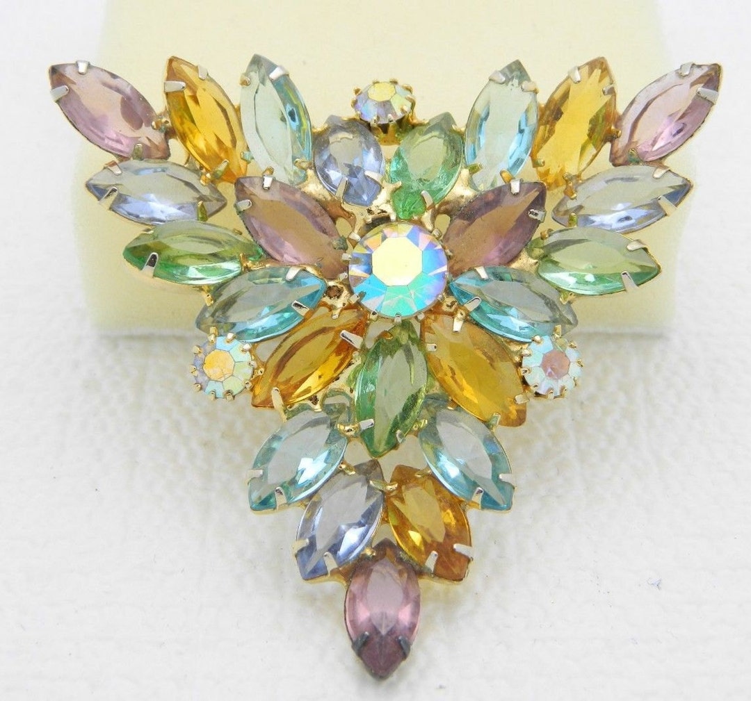 Vintage JULIANA D&E Pastel Rhinestone Large Aurora Borealis Brooch - Etsy
