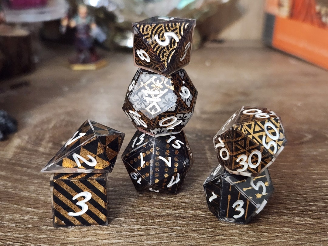 Party in the 1920s: Handmade Sharp Edge Polyhedral Advantage Dice Set ...