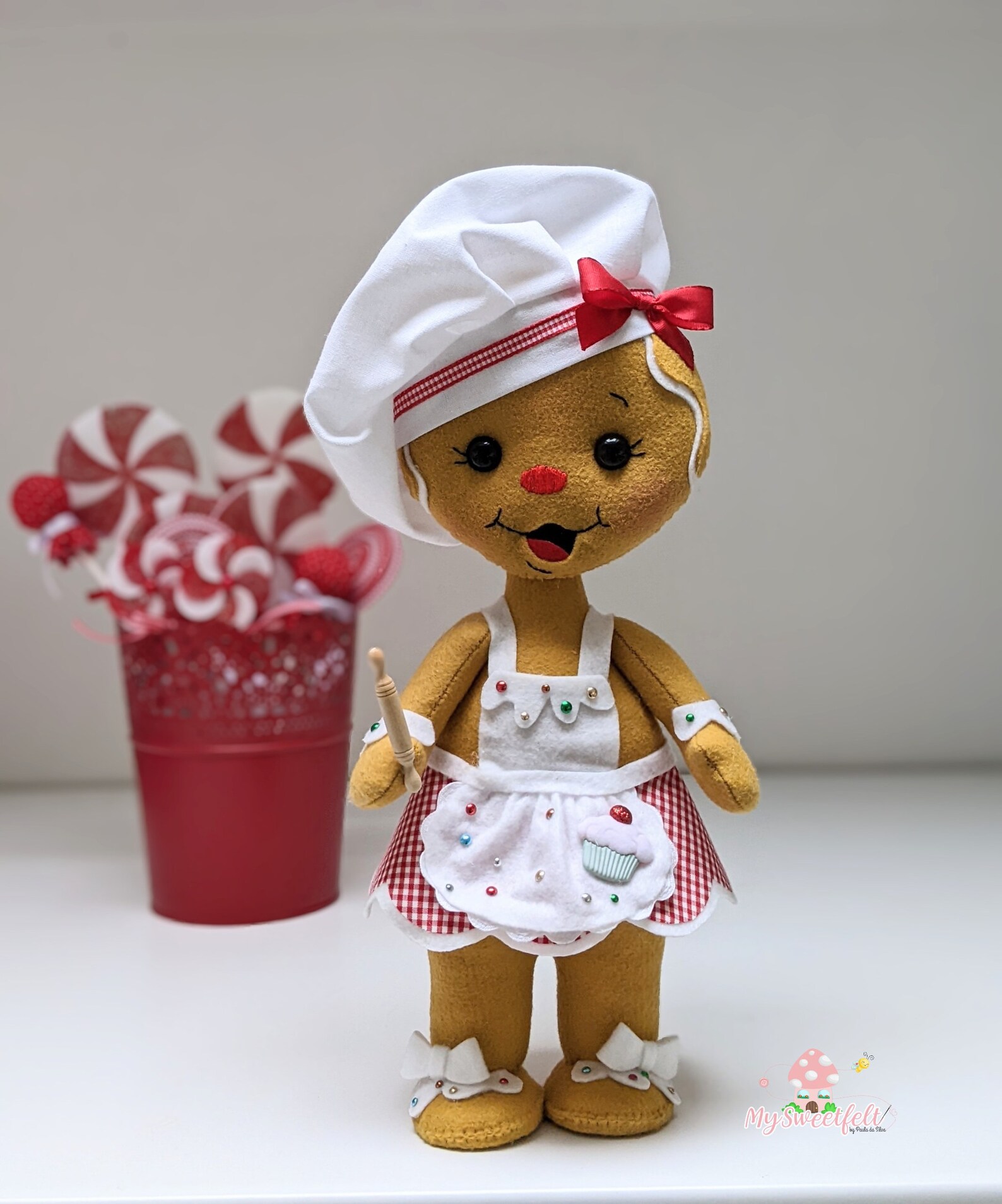 Felt Gingerbread Baker Dolls PDF Pattern: DIY Christmas Ornaments ...