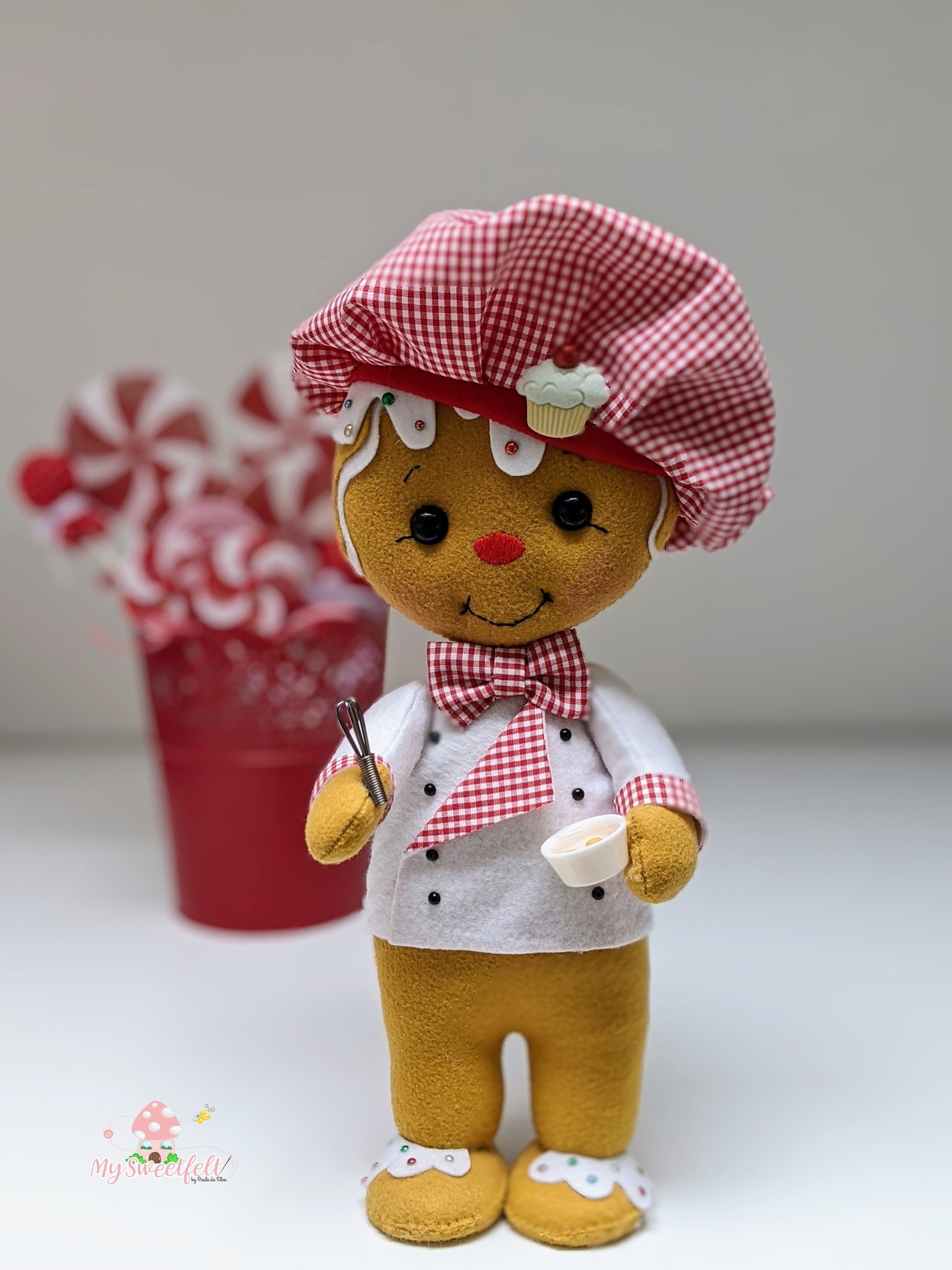 Felt Gingerbread Baker Dolls PDF Pattern: DIY Christmas Ornaments ...