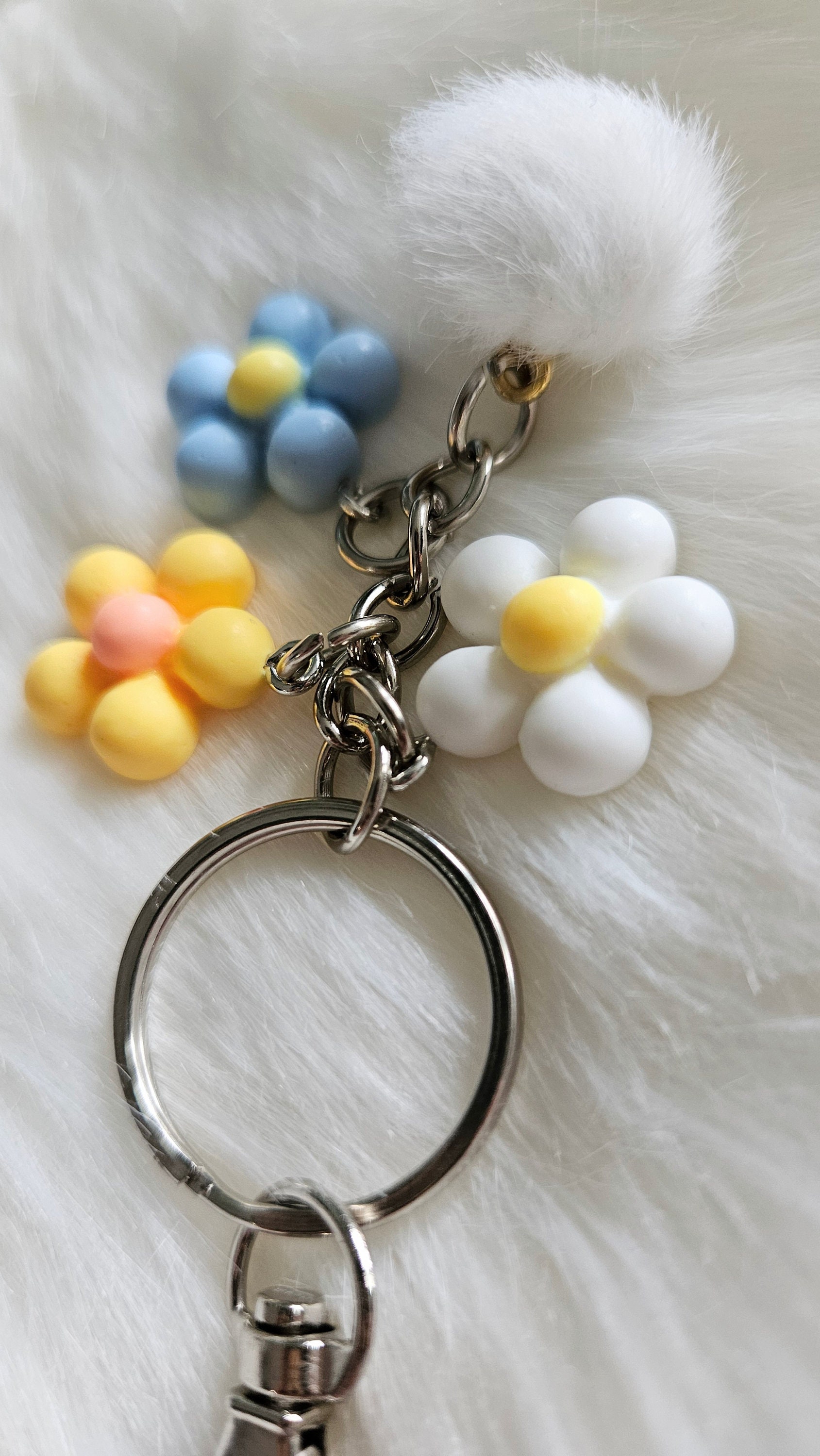 Daisy Flower Polymer Clay Keychain or Purse Charm - Etsy