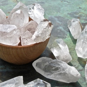 LG. QUARTZ POINTS --- Crystals - Etsy