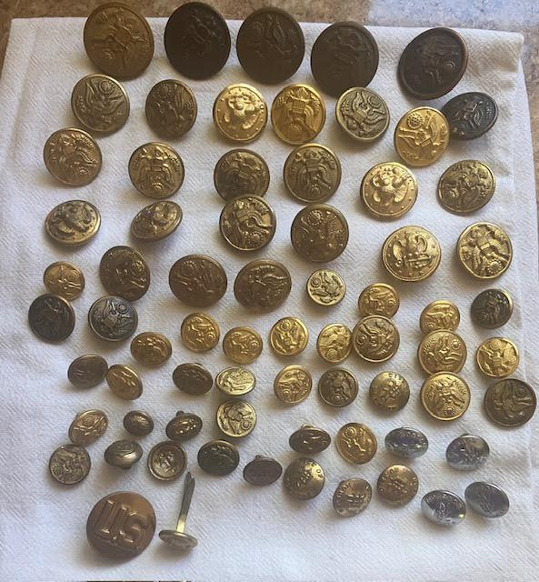 62 Vintage US Military Buttons and 9 Vintage US Post Office Department ...