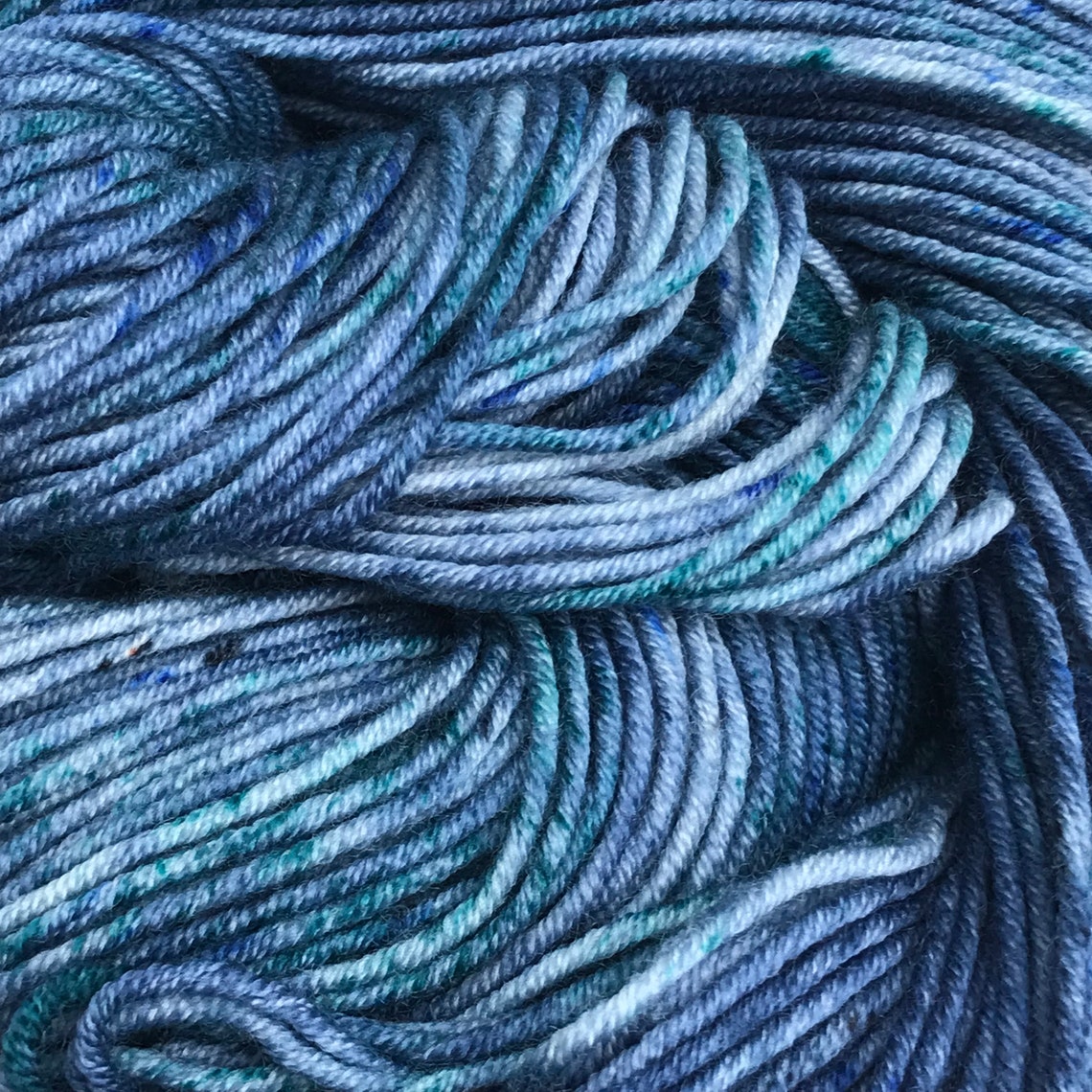 Coastal Blue Hilo Teñido a Mano DK Super Wash Merino - Etsy España