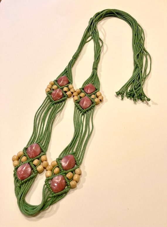 vintage macrame and wooden - Gem