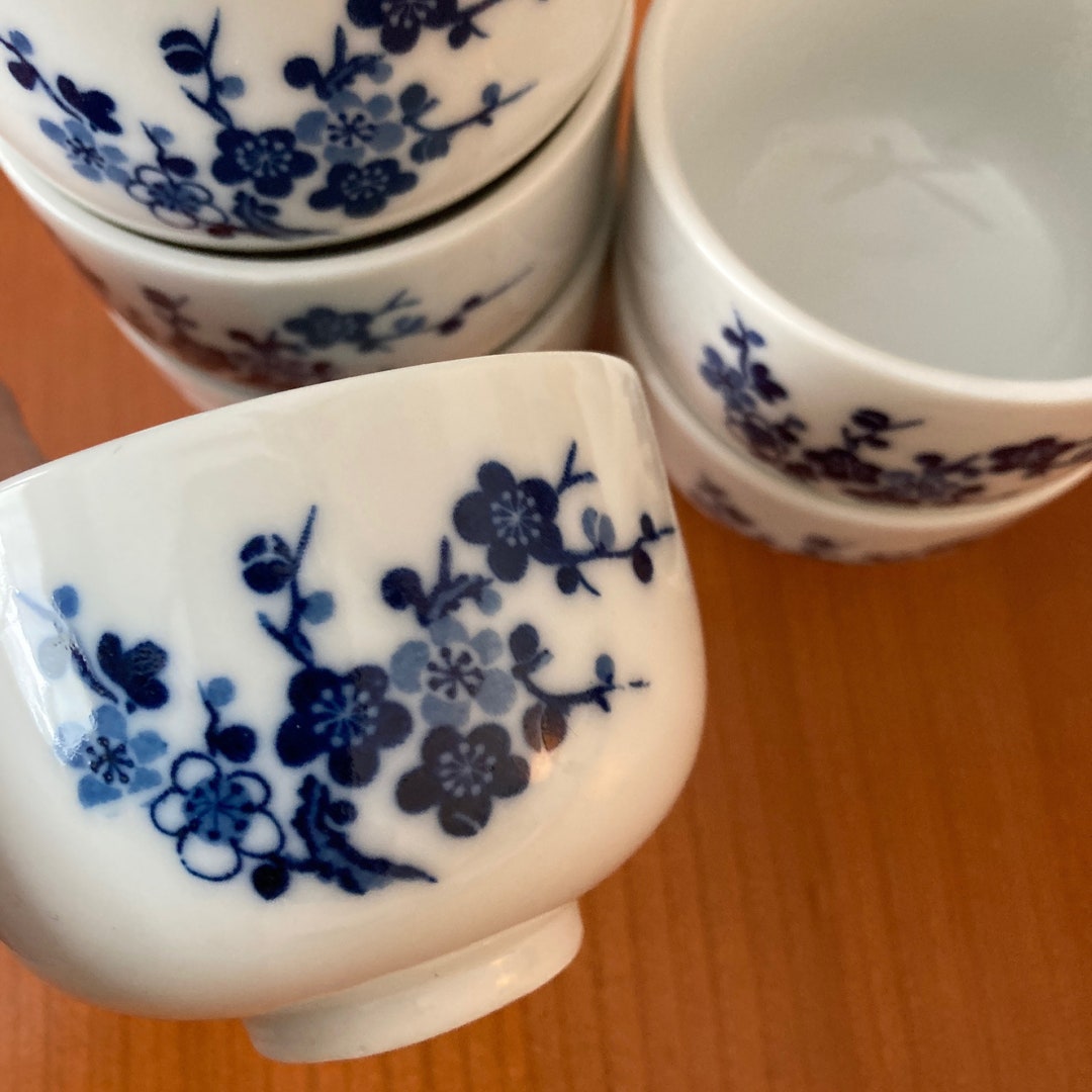 Set of Four Midcentury OMC Japan Porcelain Tea Cups Blue and White ...