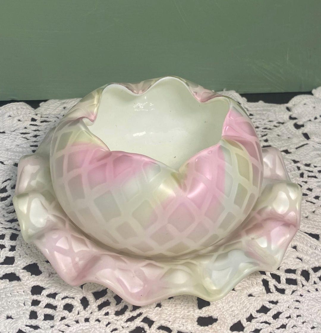 Victorian Mayonnaise MOP STRIPED Rainbow Ribbon Mother of Pearl VASE ...