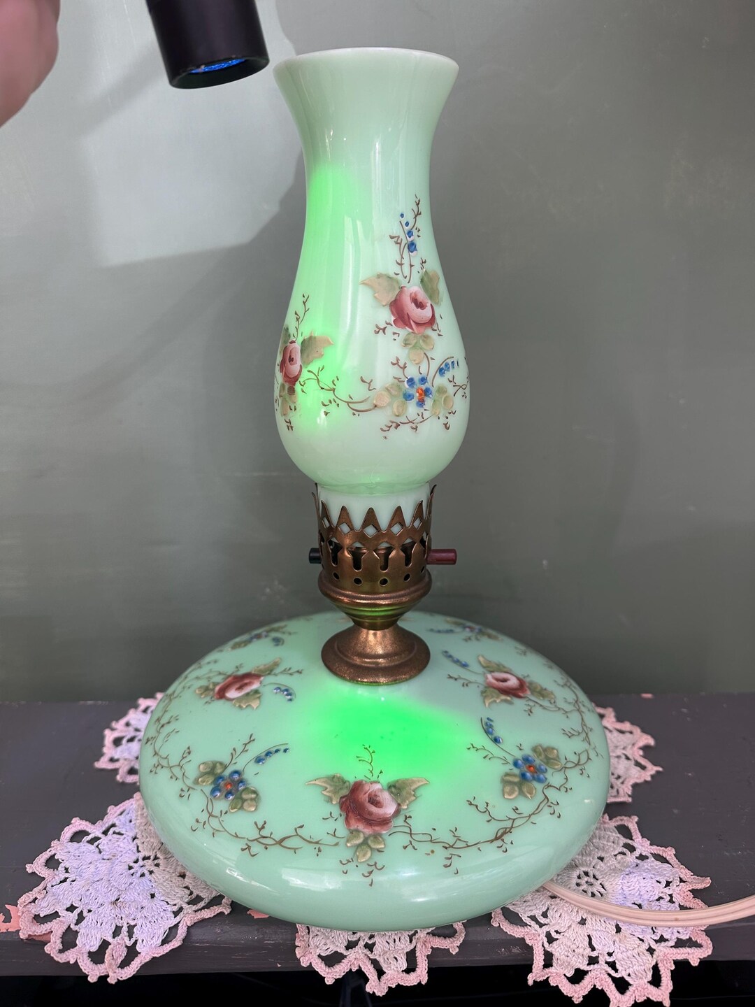 Antique Vaseline Art Deco LAMP Light Uranium Glass Jadite Pancake Roses ...