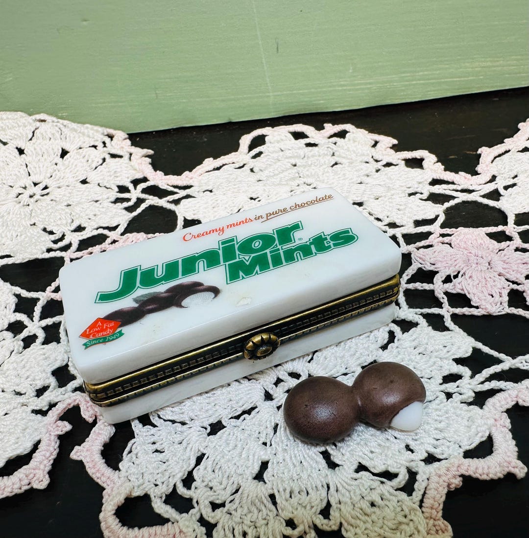 Vintage PHB Junior MINTS Candy Pill Porcelain Trinket BOX Jar Powder ...