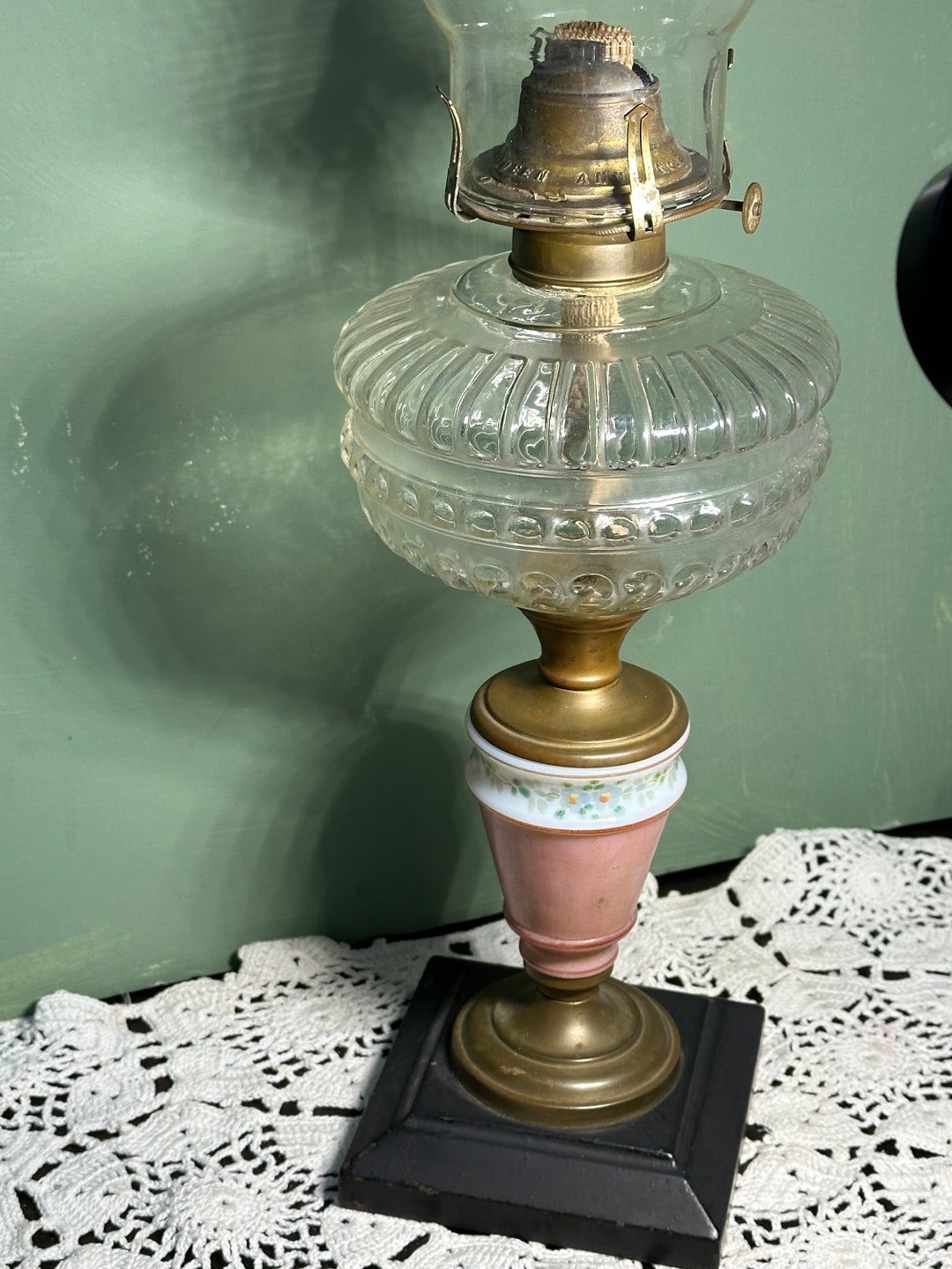 Antique Queen Anne No 2 OIL LAMP Globe Bristol Glass Lantern Lamp Light ...